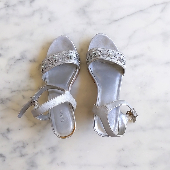 FIONI Clothing | Shoes | Fioni Sparkle And Beads Embroidered Flowers ...